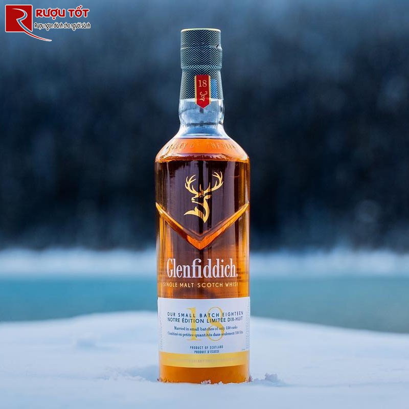 Rượu Glenfiddich 18 - 18 Năm Ủ Trong Thùng Gỗ Sồi Tuyển Chọn